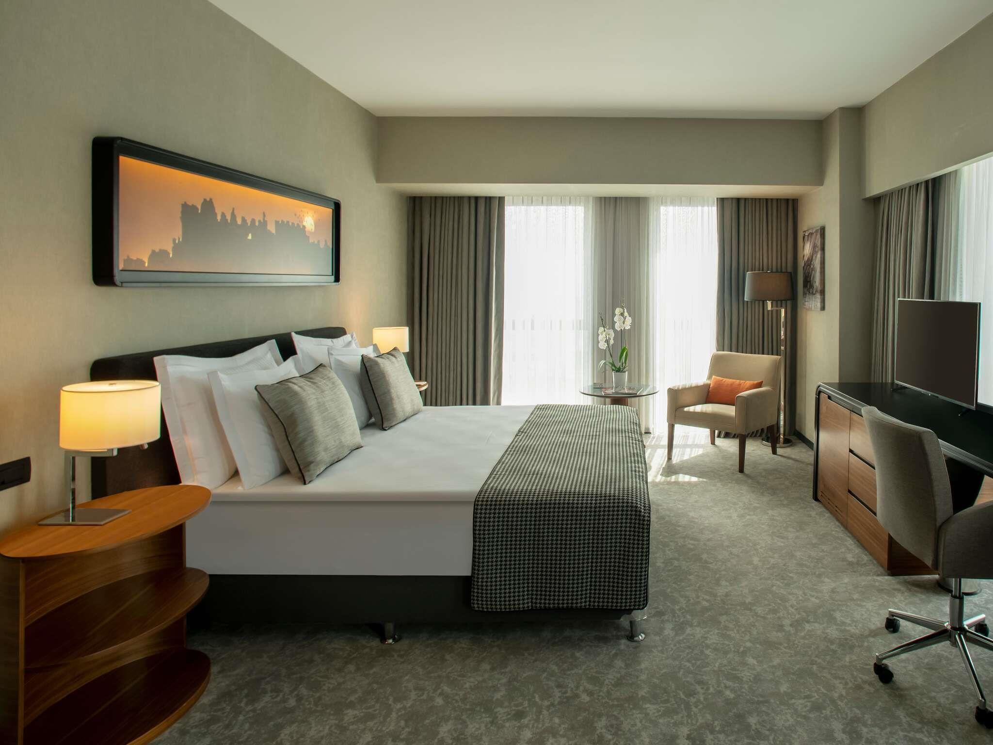 Quarto Superior, 1 cama de casal | Minibar, cofre com capacidade para portátil, quartos insonorizados 