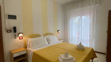 Cofre no quarto, secretária, Wi-fi grátis