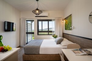 Quarto superior, acessível, sacada