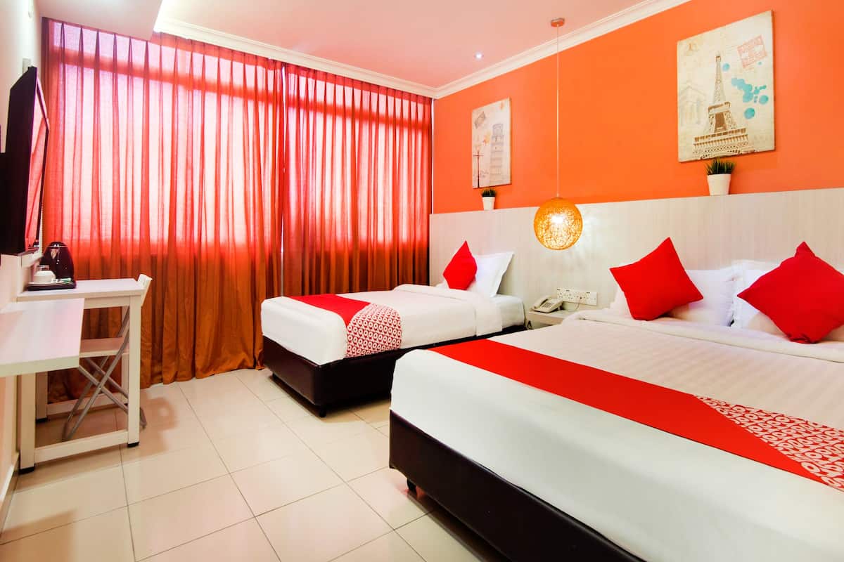 Quarto triplo luxo, 3 camas de solteiro | Wi-Fi de cortesia