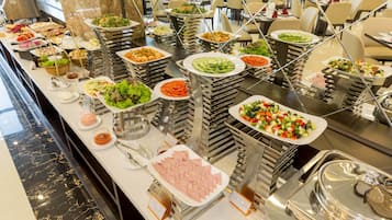 Buffet de pequeno-almoço