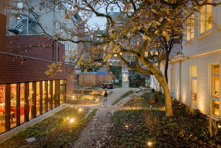 Jardim. The Green Elephant Hostel & Spa