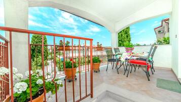 Apartment Marica A1 | Varanda
