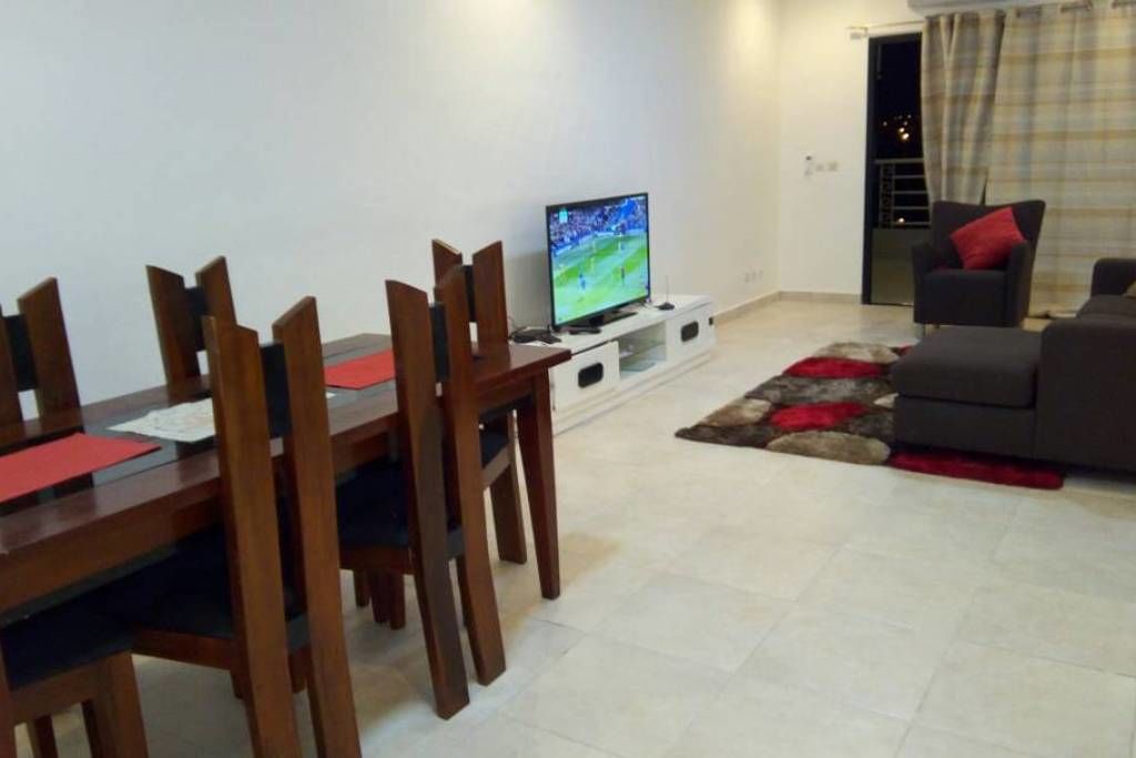 Apartamento Cidade, 2 quartos | Refeições no quarto