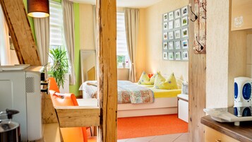 Apartamento, 1 cama queen-size | Minibar, com decoração personalizada, com mobília individualizada 