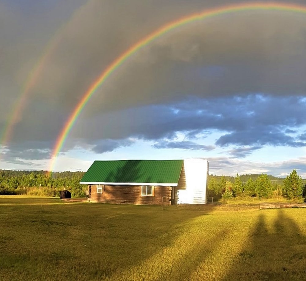 Woodhouse Cottages And Ranch - British Columbia