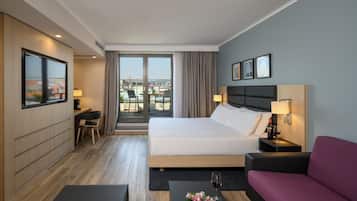SuĂte, 1 quarto | Roupas de cama premium, cofres nos quartos, escrivaninha