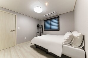 Suite, 1 quarto | Edredões de penas, quartos insonorizados, Wi-fi grátis 