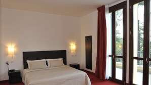 1 quarto, cofre no quarto, Wi-fi grátis, roupa de cama fornecida 