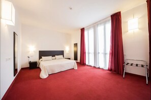 1 quarto, cofre no quarto, Wi-fi grátis, roupa de cama fornecida 