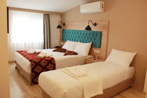Cofres nos quartos, individualmente decorados