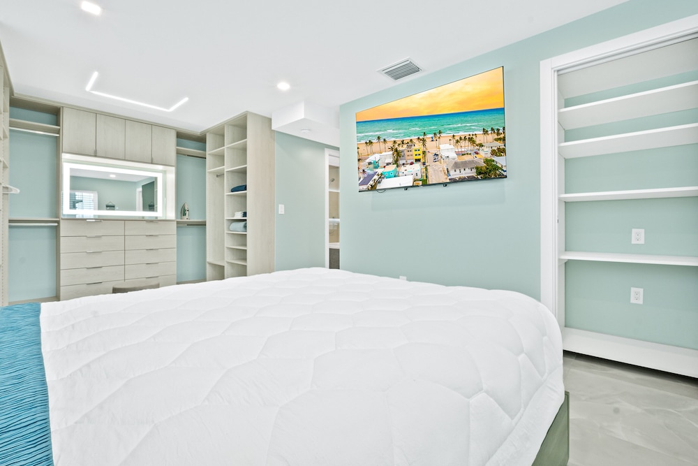 5-star Spacious Modern Beachfront Home W/ Stunning Views! Step Out To The Beach! - Hollywood Beach, Hollywood