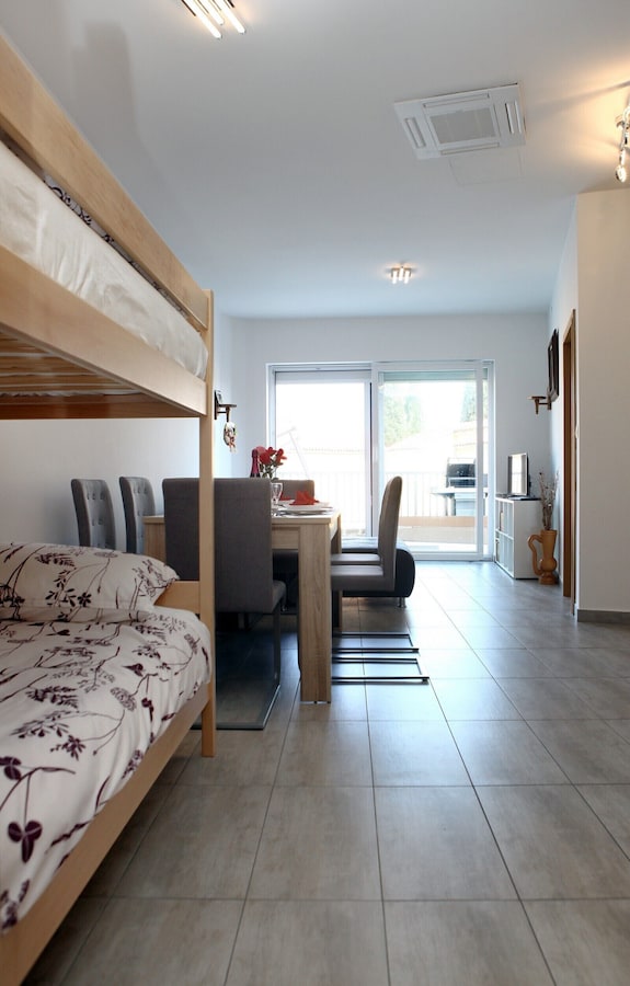 Charming Apartment San Simon Beach Jn - Trieste