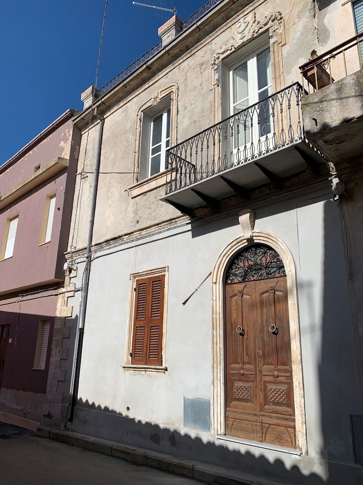Casa Dell'800 Ristrutturata - Romana