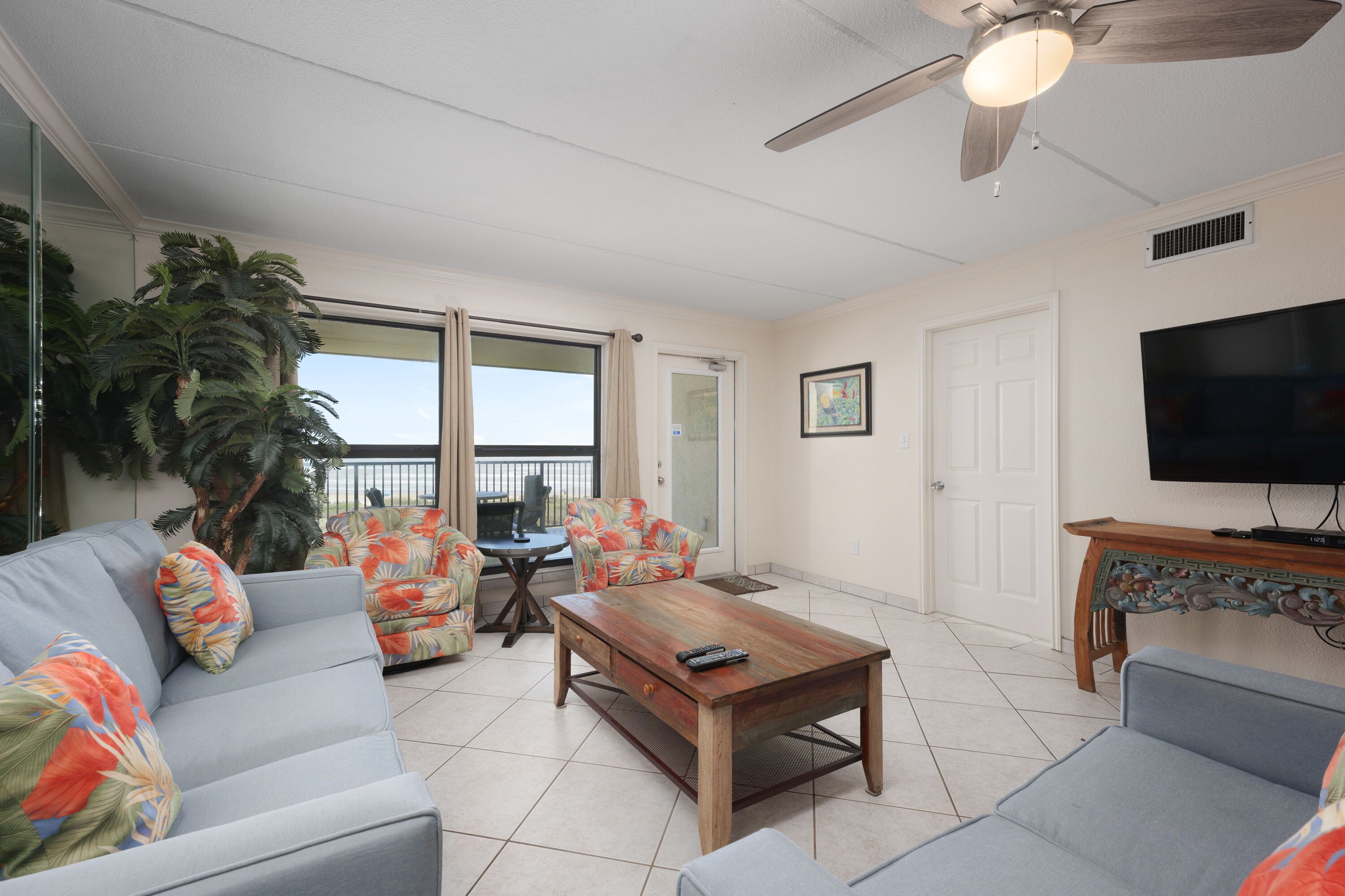 Condominio Costero Con Espectacular Balcón Frente Al Mar! 3 Piscinas, Jacuzzi, Canchas De Tenis Y Más! - Port Isabel, TX