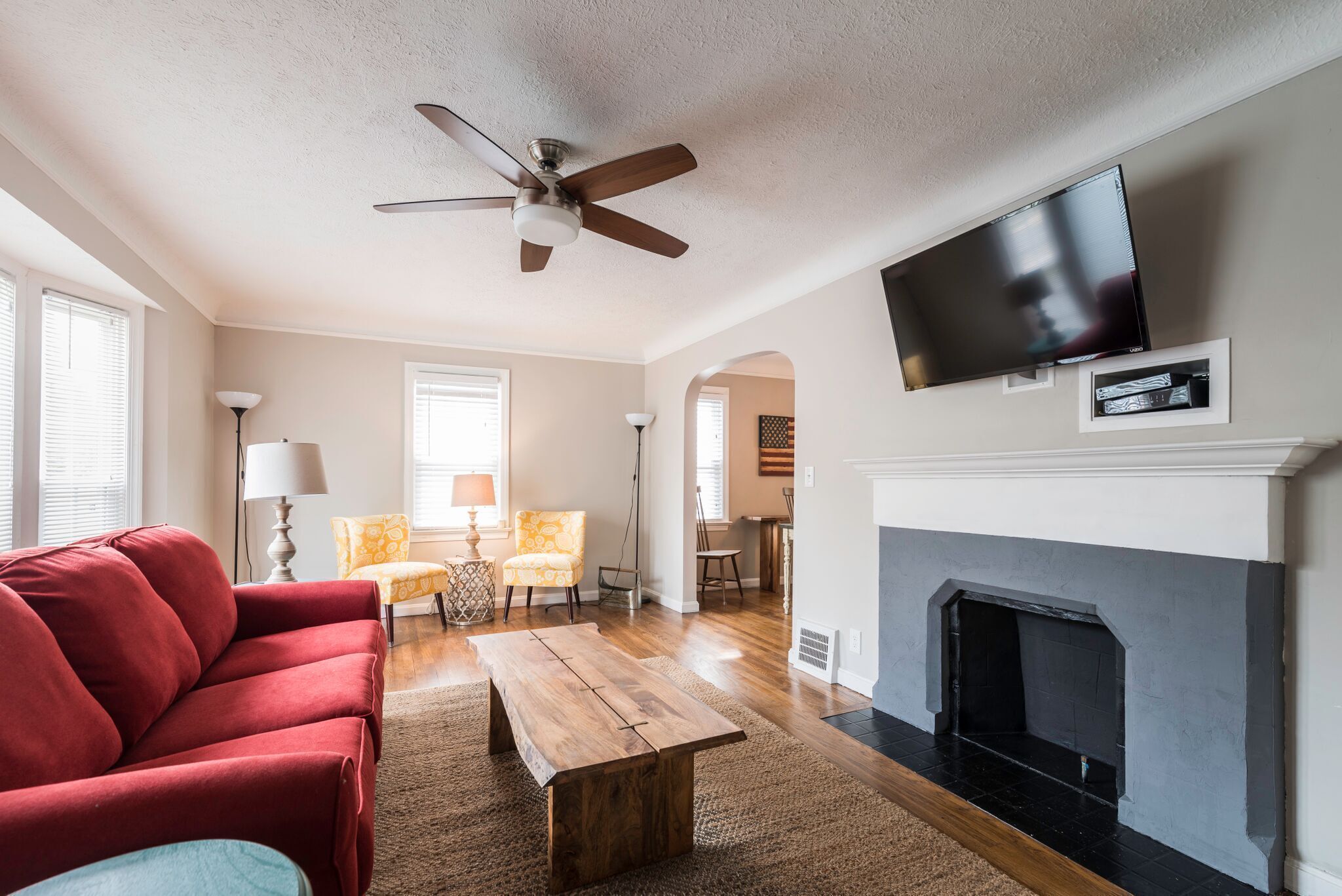 Totalmente Remodelado Exterior E Interior - Estamos Listos Para Recibirlo! - Shaker Heights, OH