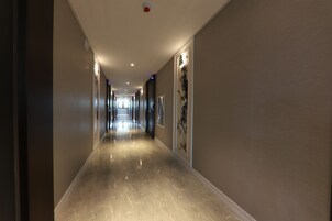 Café da manhã com pratos da culinária local grátis todos os dias