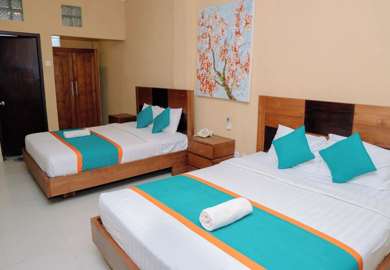 Suite Familiar | Secretária, Wi-fi grátis, roupa de cama fornecida 