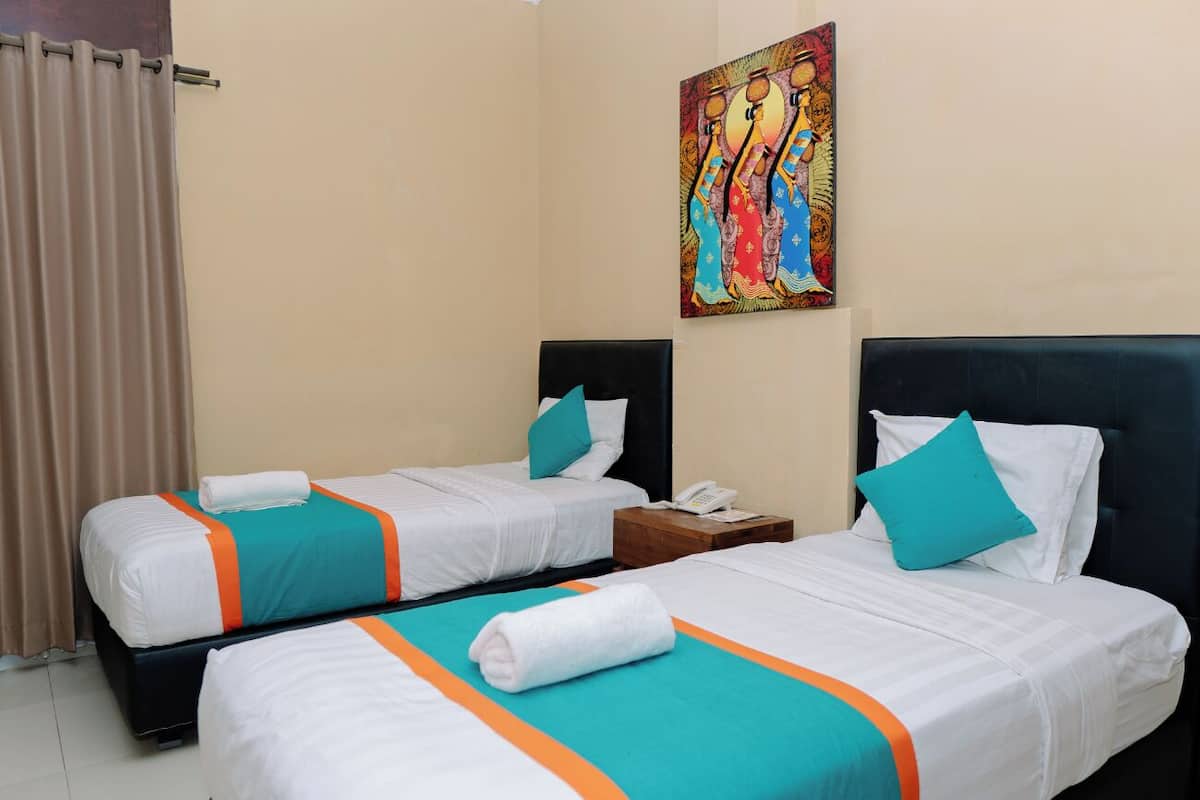 Quarto Twin Deluxe | Secretária, Wi-fi grátis, roupa de cama fornecida