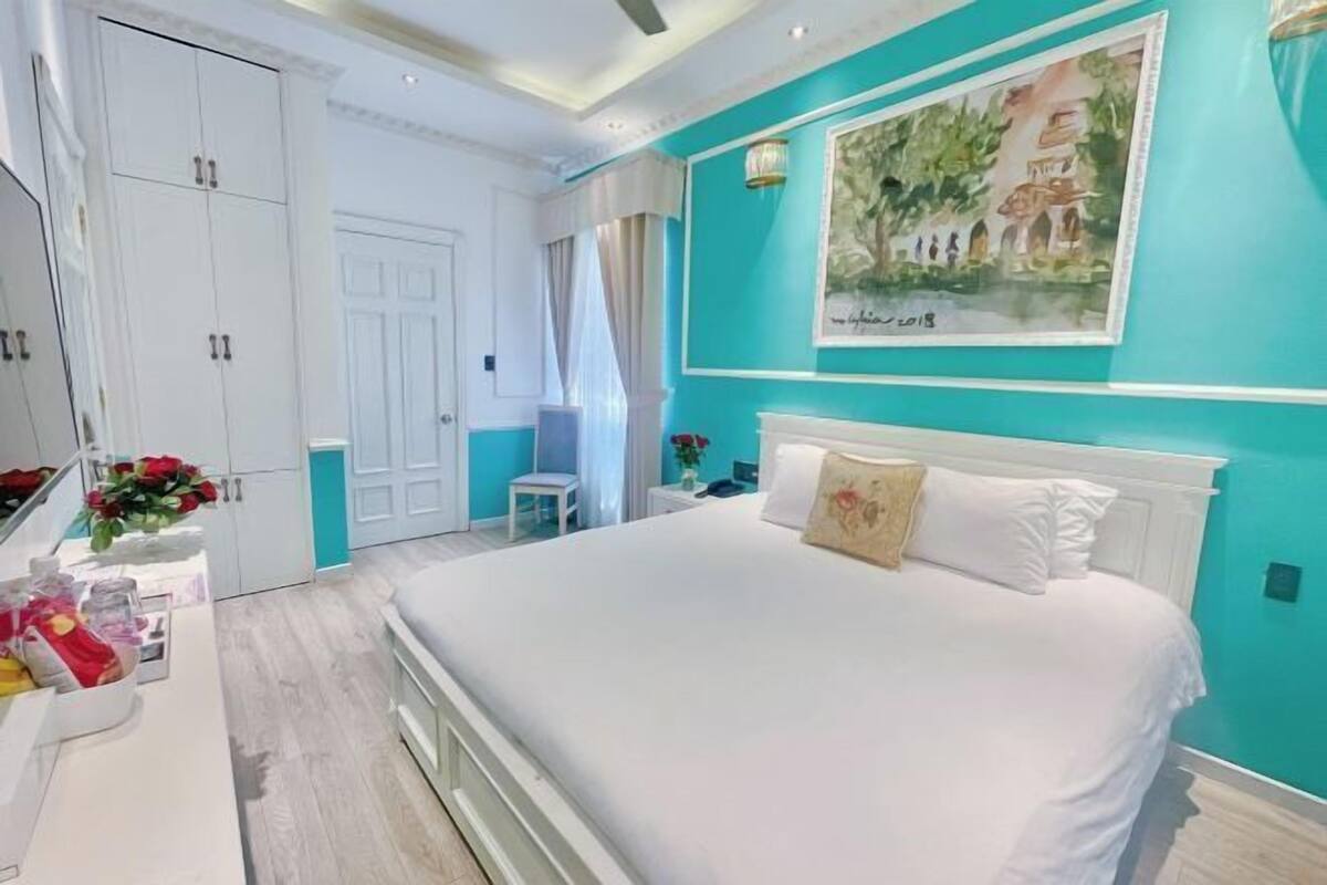 Edredões de penas, minibar, Wi-fi grátis 
