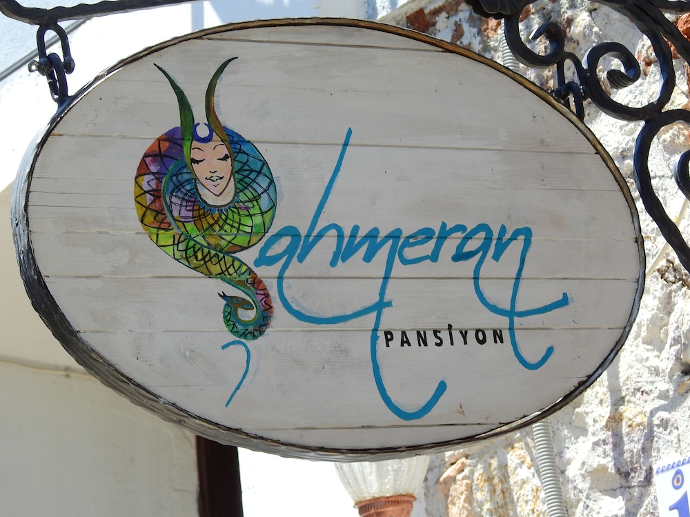 Sahmeran Pansiyon - Ayvalık