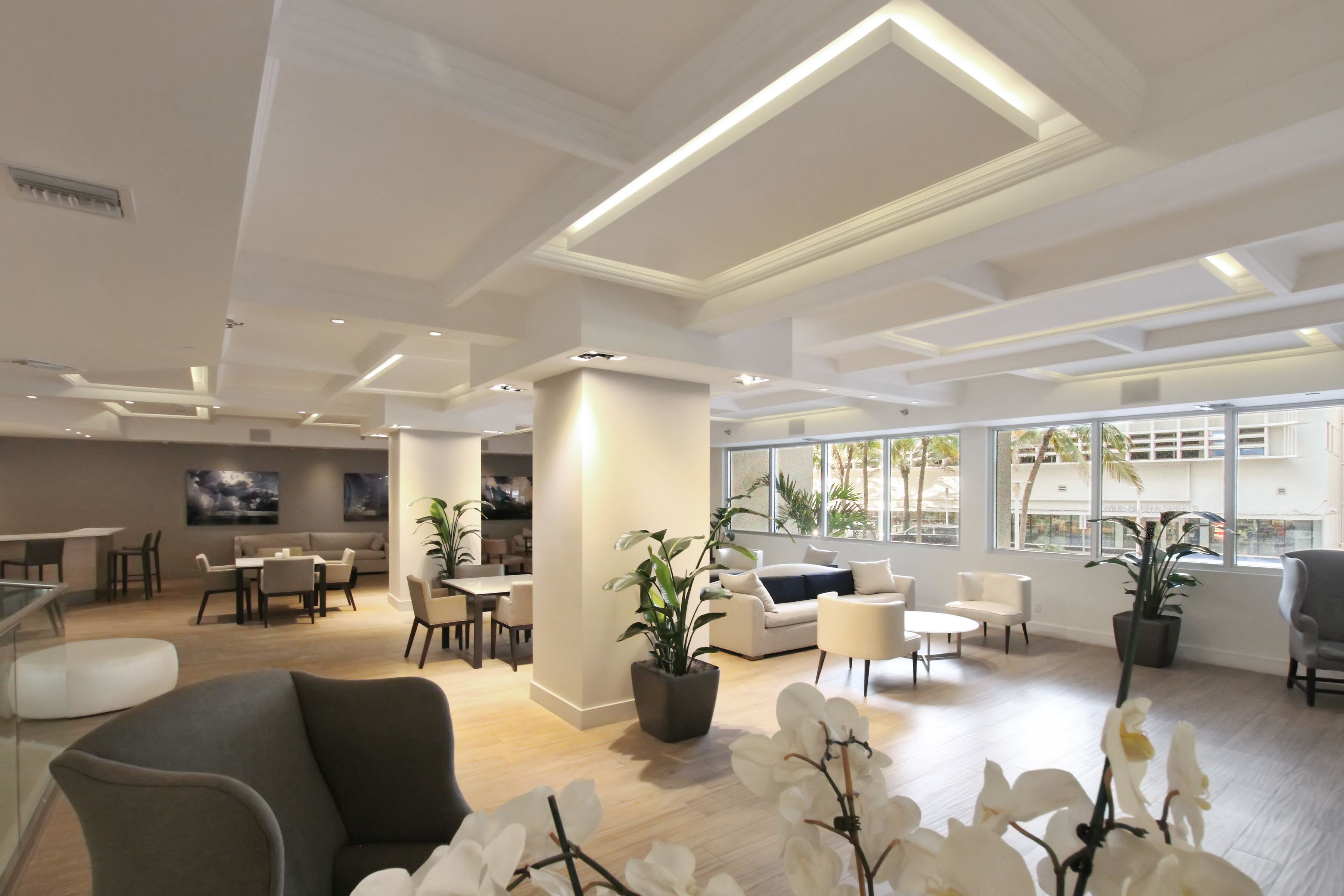 South Beach Deluxe # 940 / Balcony On The Ocean - Miami Beach, FL