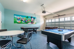 Casa, várias camas | Sala de jogos