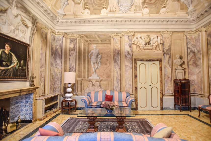 Luxury Frescoed Apartment In The Historical Center - 시에나