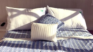 1 quarto, ferro/tábua de engomar, Wi-fi grátis, roupa de cama fornecida 