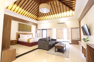 Suíte real | Frigobar, cofres nos quartos, escrivaninha, Wi-Fi de cortesia