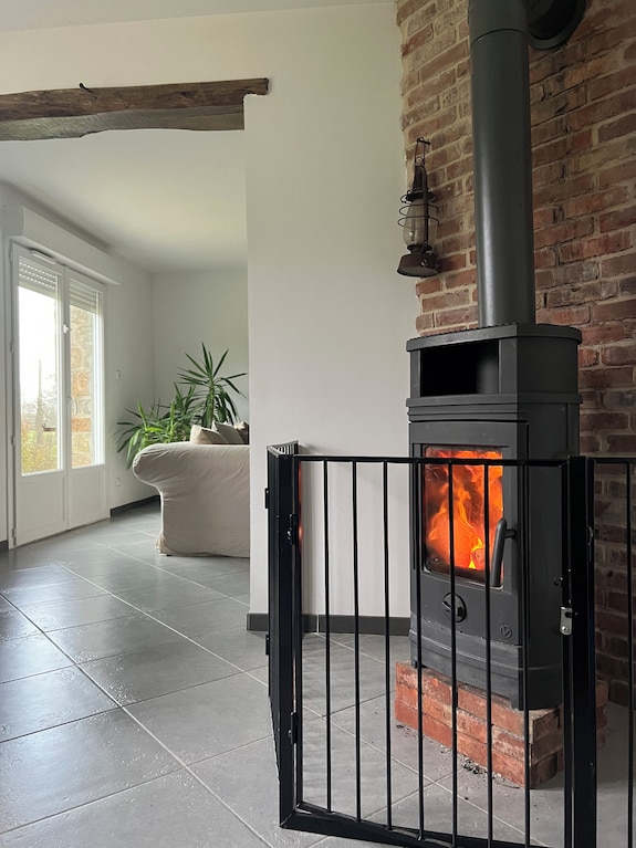 House Between Sea And Countryside In Normandy Near The D-day Landing Beaches - Manche