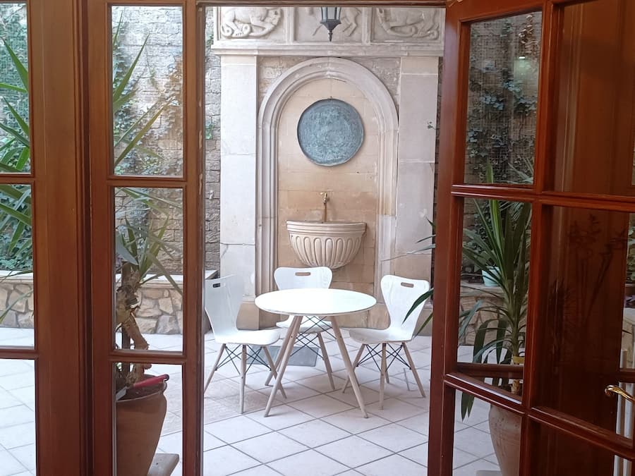 Fachada da propriedade