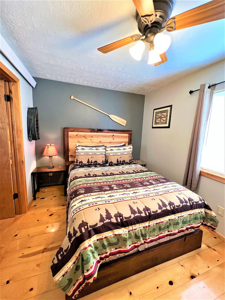 #2 Trout Cabin At Ponderosa Place - Custer, SD