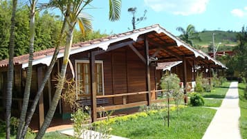 Frigobar, individualmente decorados, cortinas blackout