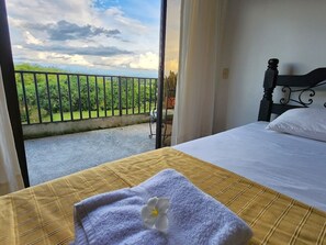 Quarto casal superior, 1 cama de casal, para não fumantes | Frigobar, Wi-Fi de cortesia, roupa de cama