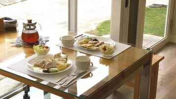 Pequeno-almoço inspirado na cozinha local diário incluído 
