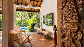 Villa Familiar, 3 quartos, piscina privativa | 3 quartos, cofre no quarto, com decoração personalizada