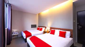 Suite Familiar, 2 camas de casal | Secretária, Wi-fi grátis