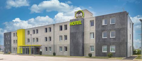 Fachada da propriedade