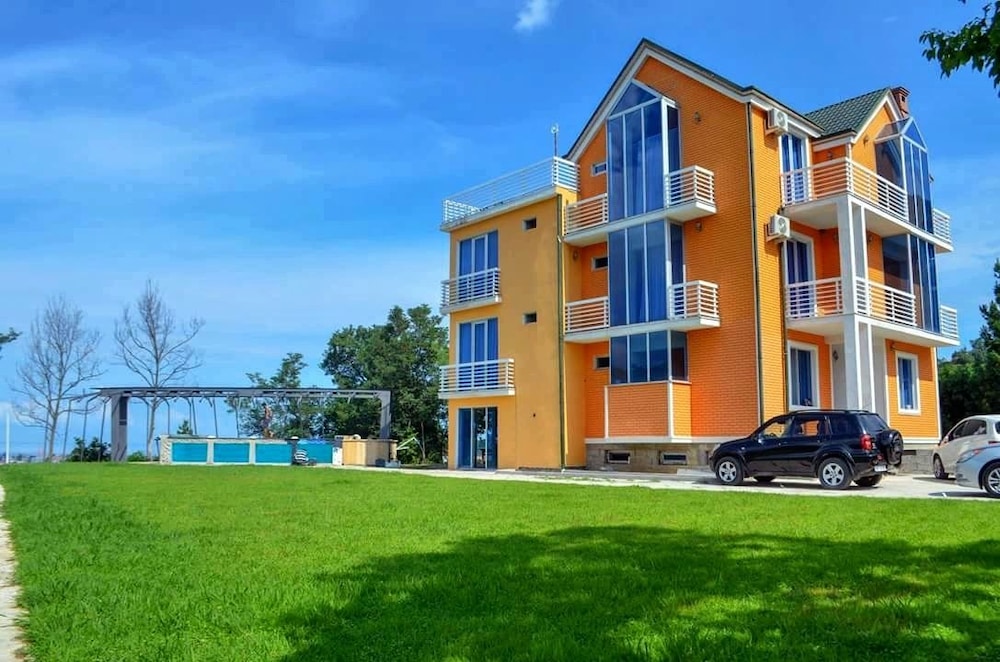 Private Villa Guest House - Batumi