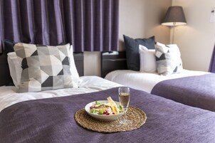 Casa, 4 quartos | 4 quartos, secretária, Wi-fi grátis, roupa de cama fornecida 