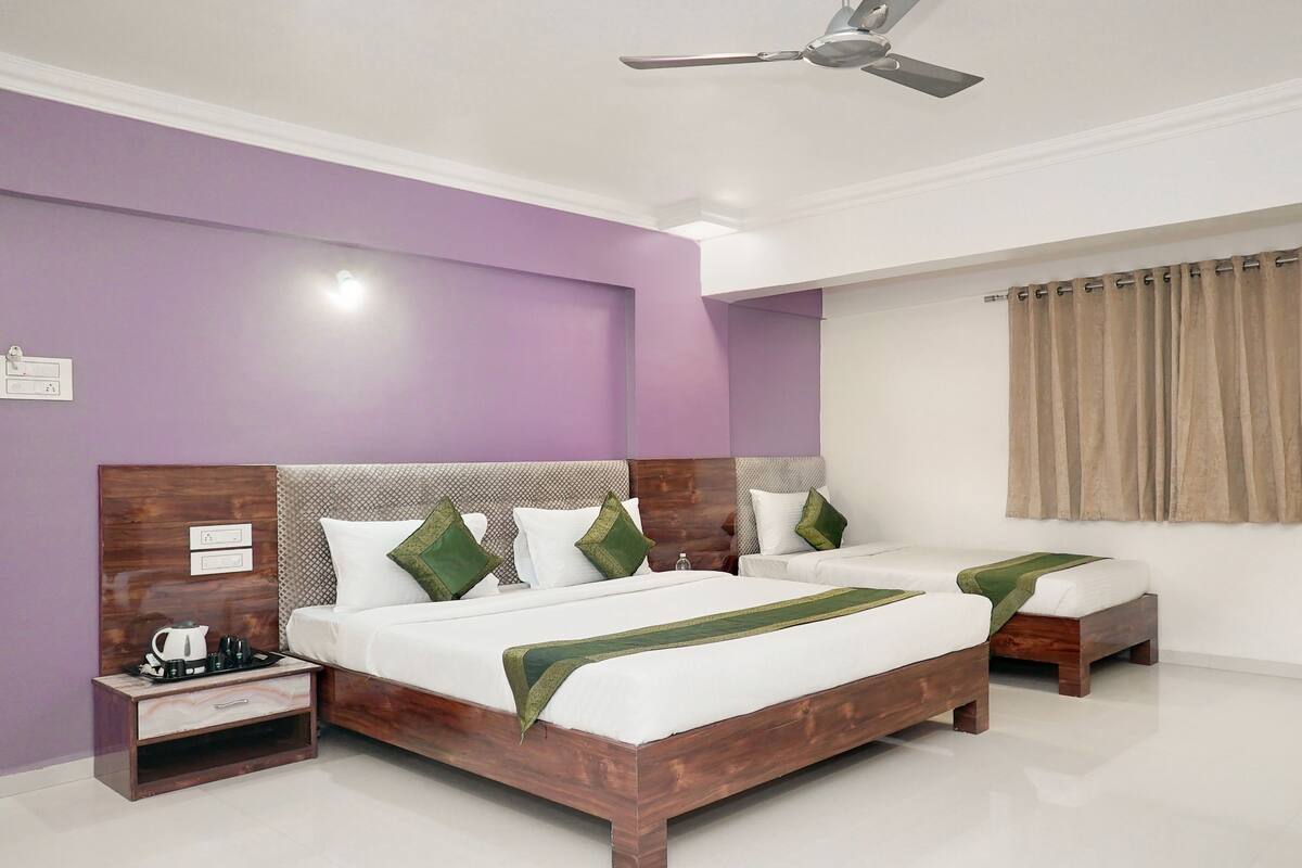 Quarto Deluxe, várias camas | Camas desdobráveis, Wi-fi grátis, roupa de cama fornecida