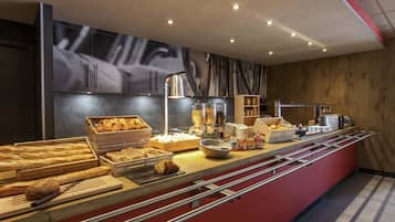 Café da manhã continental diário (EUR 14.5 por pessoa)