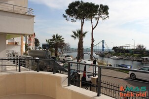 Quarto casal, vista para o mar | Sacada