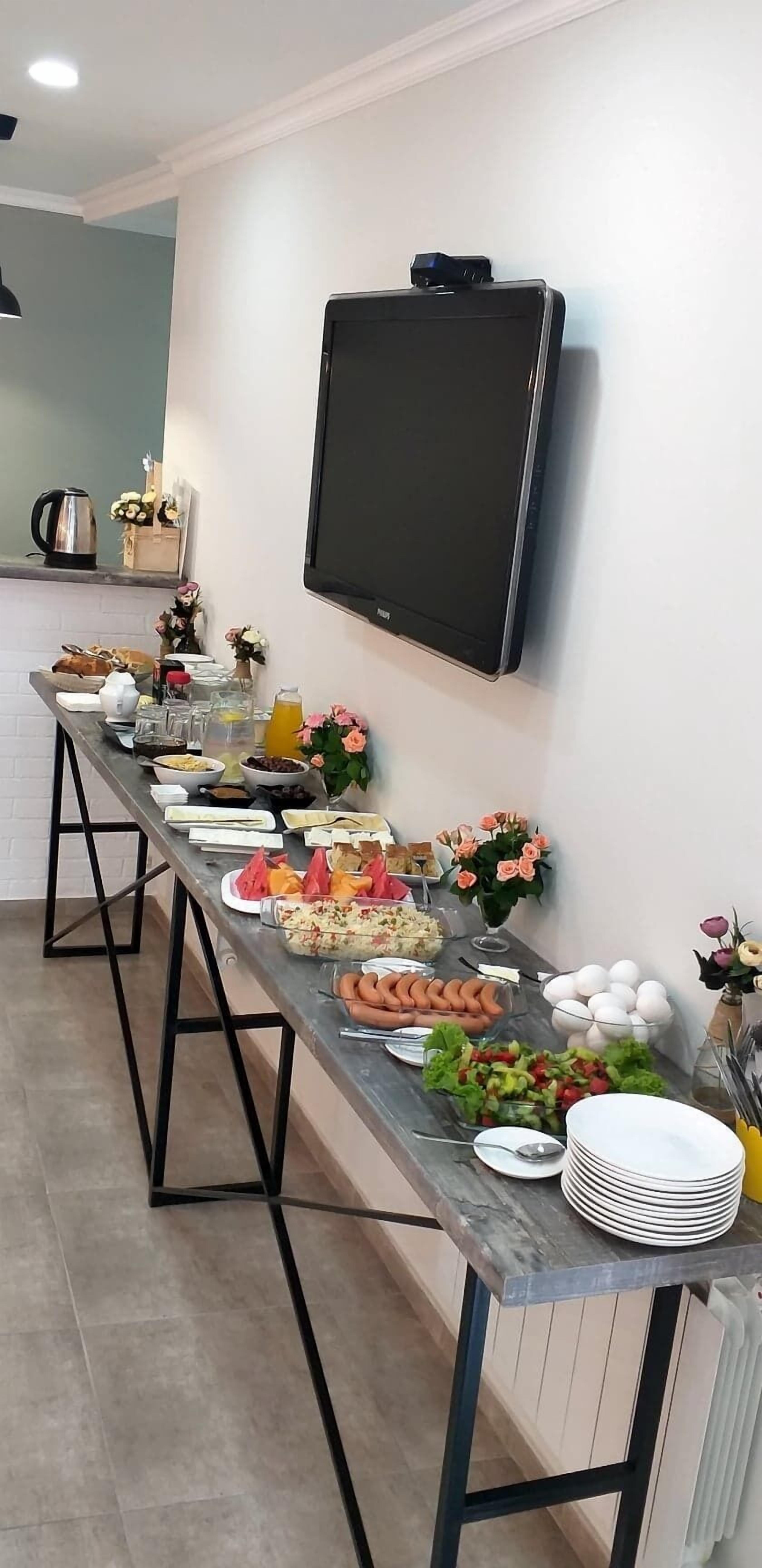 Buffet de pequeno-almoço