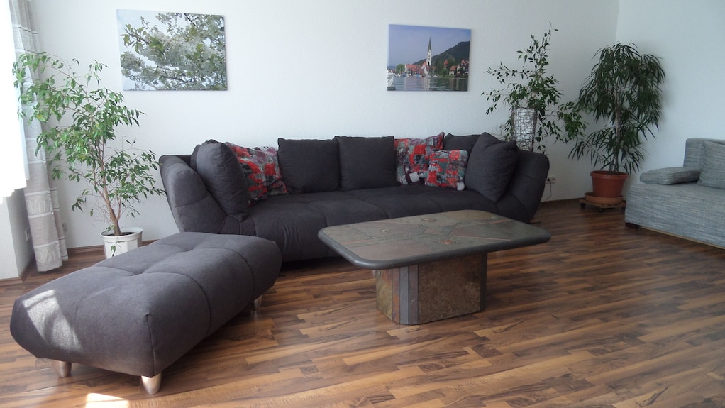 Cerca Del Lago De Constanza Con Vistas Ilimitadas Al Mar Y A Las Montañas. - Überlingen