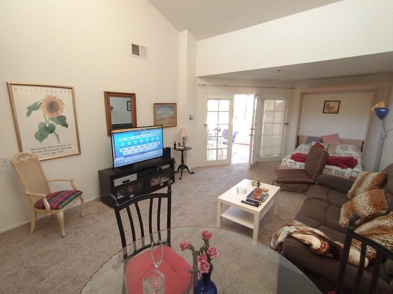 Palm Springs Deauville Condo - Ideally Located - Palm Springs, CA