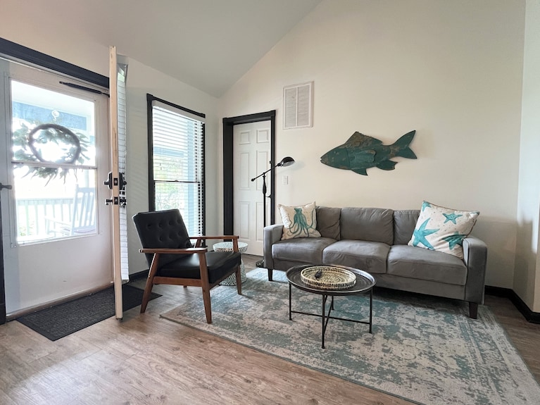 On Jockey Ridge State Park + Hot Tub & Center Of Obx - Jockey's Ridge State Park, Nags Head