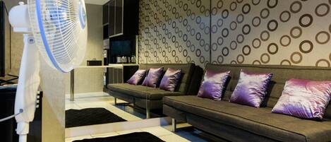 Quarto | Sala de estar | Televisor