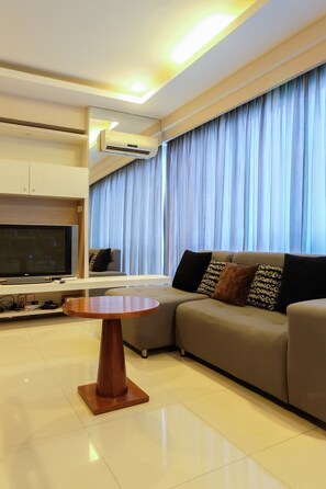 Quarto | Sala | Televisor 